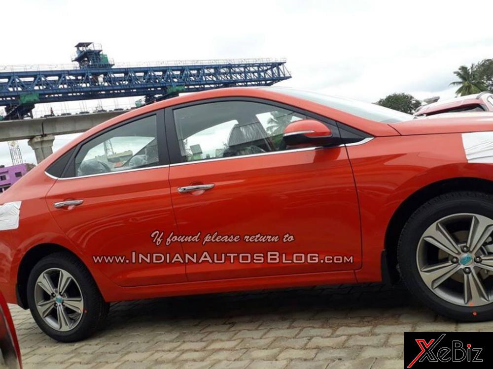 Hyundai Verna 2017 được phát hiện với màu sơn đỏ Fiery Red - Xebiz.vn