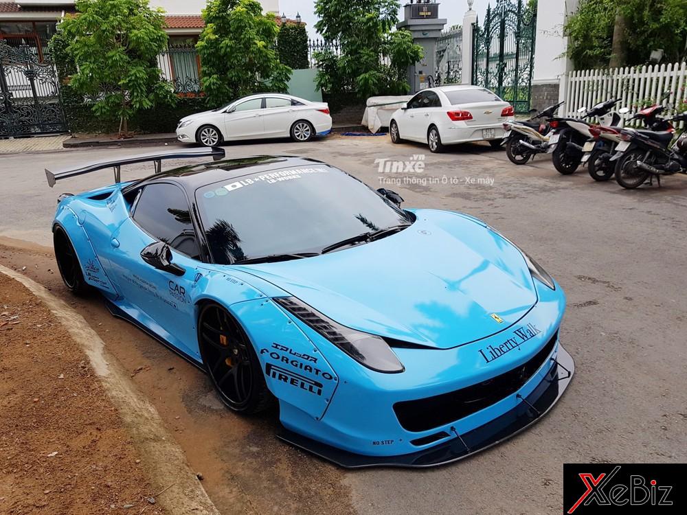 Cận cảnh bộ áo xanh ngọc của "ngựa chiến" Ferrari 458 Italia độ độc ...